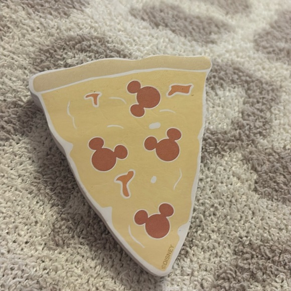 Disney | Office | Set Of 2 Disney Parks Mickey Pepperoni Pizza Sticky ...
